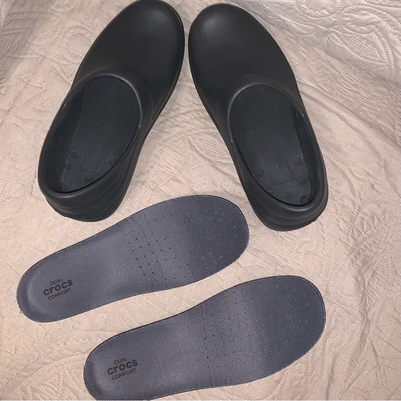 CROCS | Shoes | Crocs Clog Black 7 | Poshmark